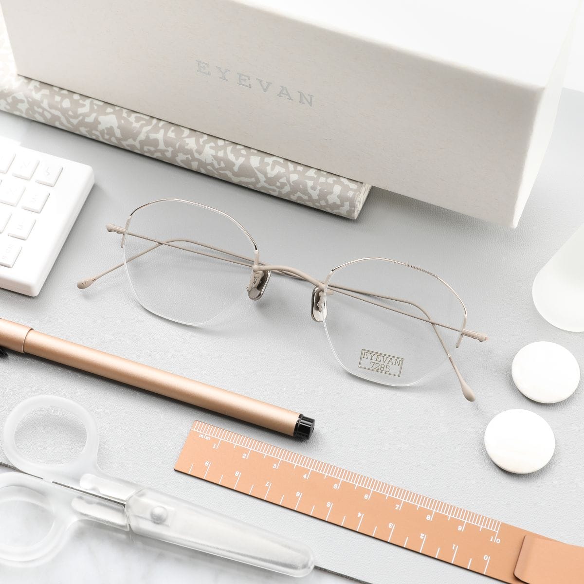 กรอบแว่นสายตา EYEVAN 147 : C.8080 ร้านแว่นตาโอคูระ Occura